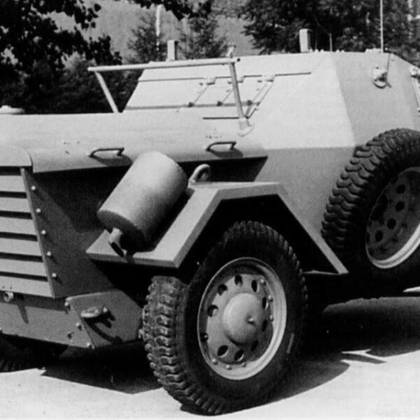 Autoblindo Lancia Lince - WARCARS.NET